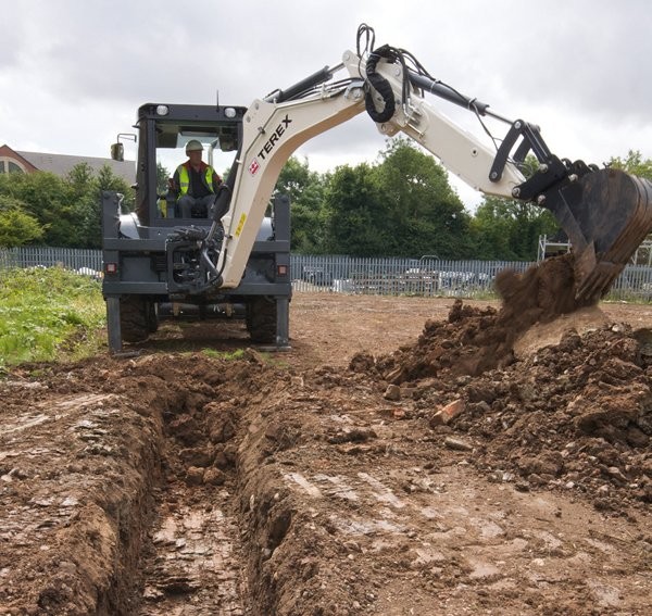 Terex adds Midnight Sun as distributor for full compact equipment line