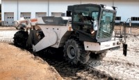 WR 2400 soil stabilizer and reclaimer