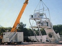 Very mobile, high production containerized batch plant