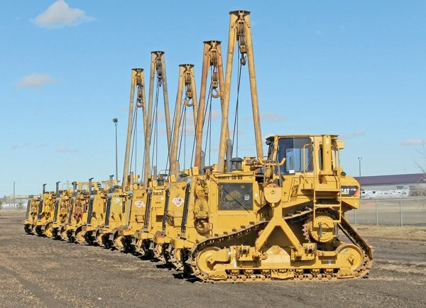 Heavy equipment, trucks and pipeline equipment to sell in Edmonton auction