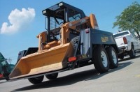 Drop-deck design eases loading, unloading