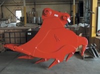 Bucket doubles as trencher