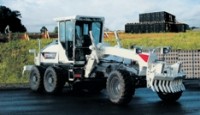 Four new motor graders