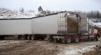 B-train trailers