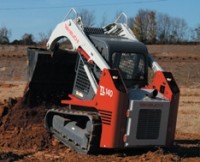 Substantial lifting capacity and bucket breakout force