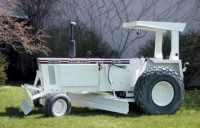 Huber M-850-D Maintainer uses planetary drives