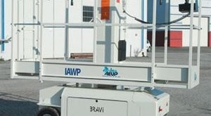 Aerial work platform with zero-degree turning radius