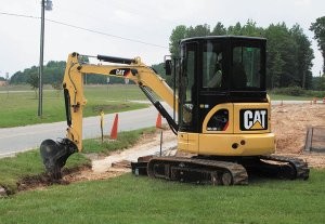 Versatile mini hydraulic excavators