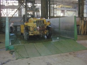 Above-ground equipment wash rack