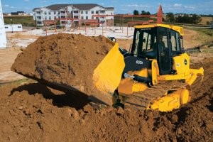 Customer input drives John Deere to design new 655K Crawler Loader