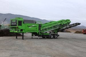 Neuenhauser launches 3 way split, portable star screen in North America