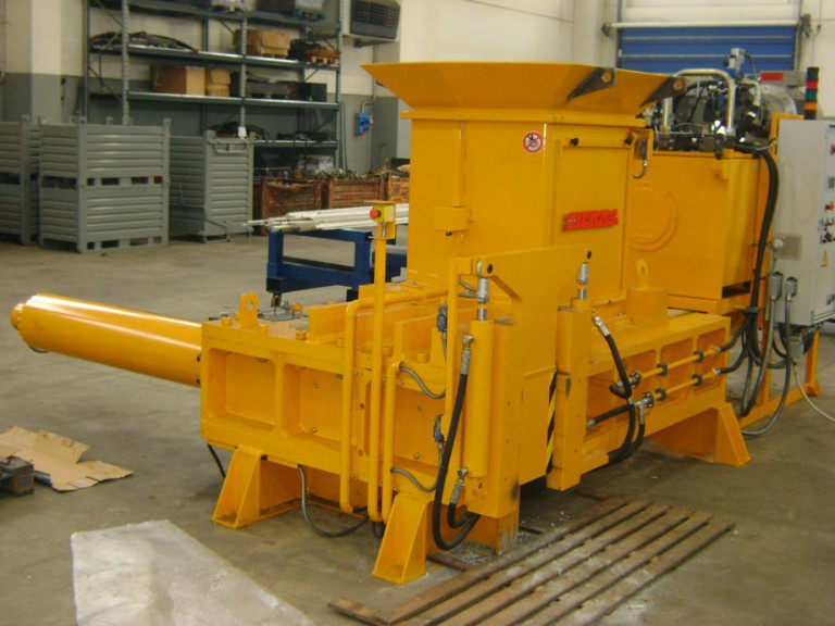 Sierra International Machinery Sierra 80-2c Balers | Recycling Product News