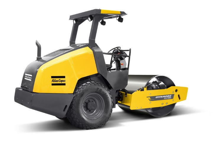 Atlas Copco Features CA1300D Roller at Dealer Event