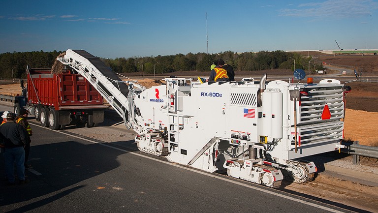 Roadtec RX-600e/ex | Heavy Equipment Guide