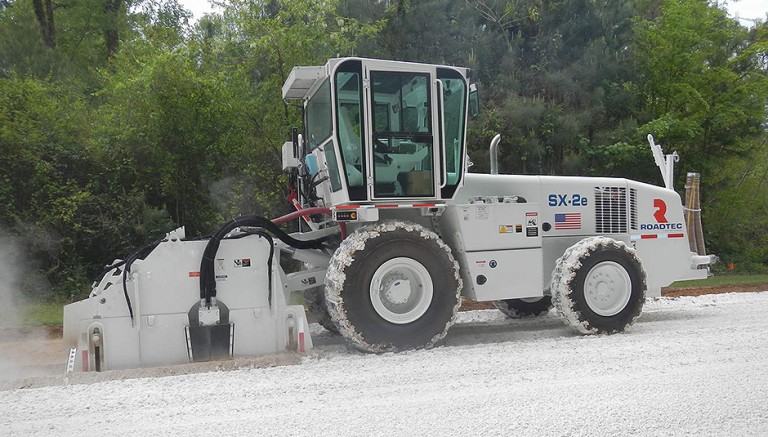 Roadtec SX-2e Soil Stabilizers | Heavy Equipment Guide