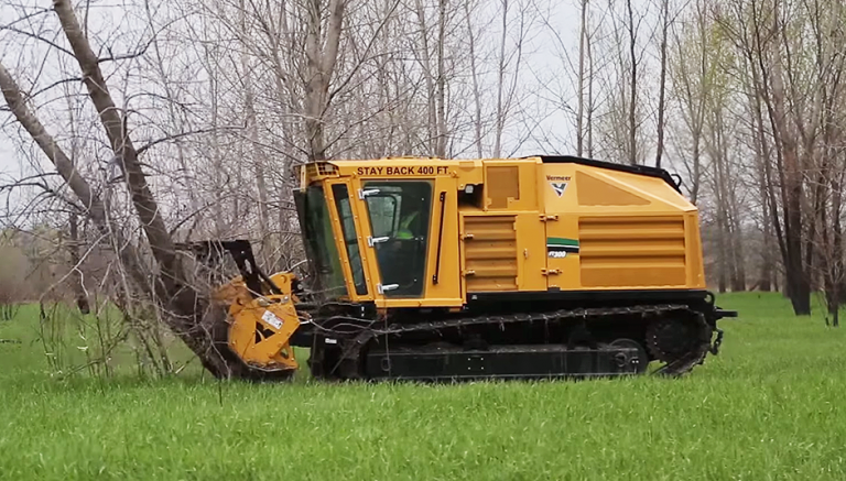Vermeer FT300 Forestry Tractors | Heavy Equipment Guide
