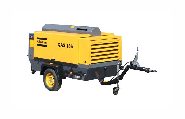Atlas Copco Versatility Range: 275-784 cfm Compressors | Heavy ...