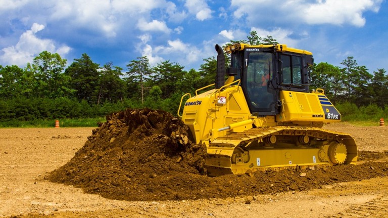 Komatsu D61-24 Crawler Dozer with Improved Blade Response, Faster Work ...