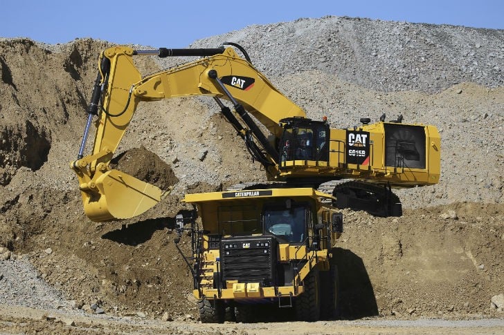 Cat 6015B hydraulic shovel delivers productivity with 14.6-tonne ...
