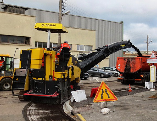 BOMAG Americas, Inc. BM 1300/35 | Heavy Equipment Guide