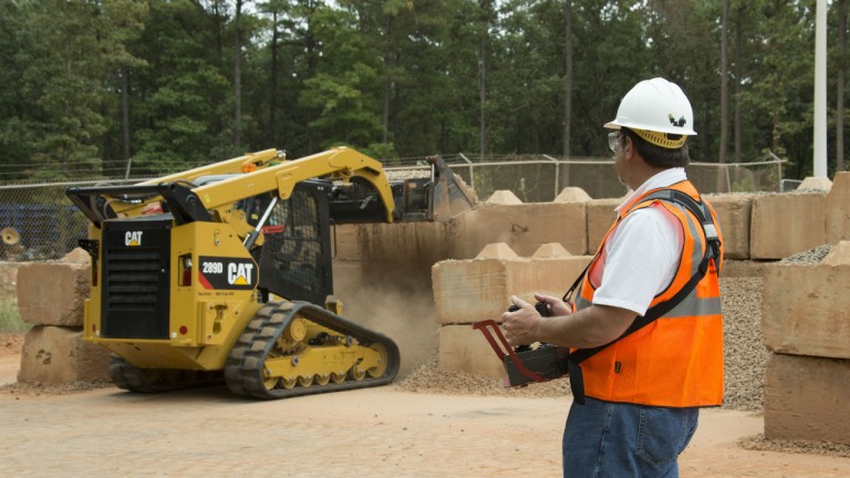 Caterpillar and Torc Robotics launch remote control system for Cat skid ...