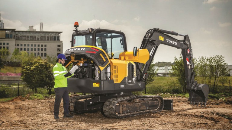 Volvo compact excavator works in confined spaces and on major ...