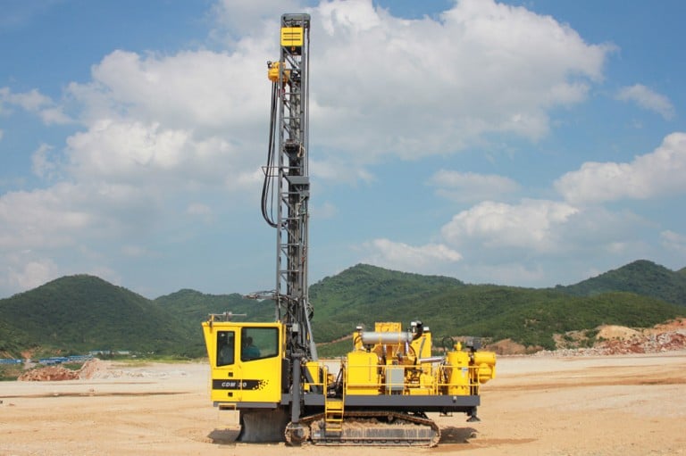 Atlas Copco DM30 II Rotary Blast Hole Rigs | Heavy Equipment Guide