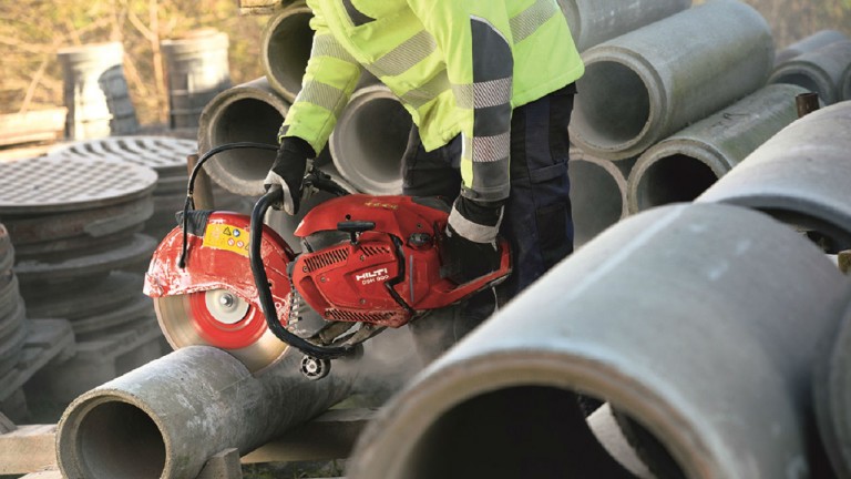 Hilti hand-held gas saws: DSH 700-X and DSH 900-X