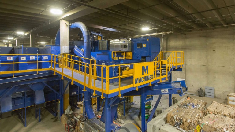 Lakeshore Recycling Systems opens high-tech MRF to serve Chicagoland