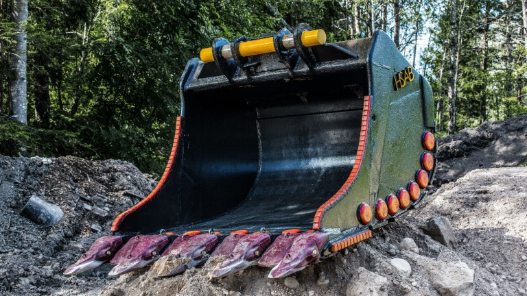 New Sandvik HX900 wear segments provide long-lasting protection