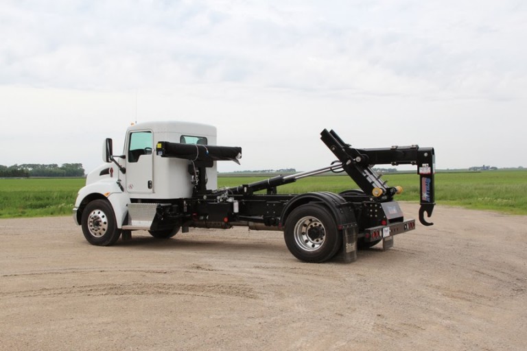 Stellar Industries, Inc. Slider 20-S | Heavy Equipment Guide