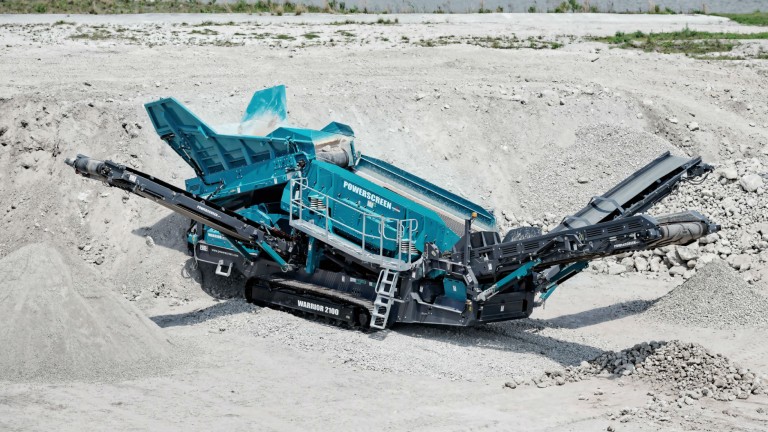 Powerscreen launches two new versions of the Warrior 2100 screen