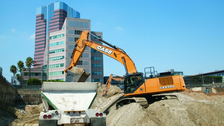Case beefs up D Series with new CX490D and CX500D excavators