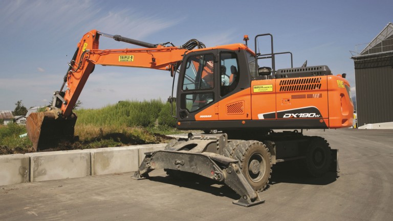 Doosan DX190W-5 wheeled excavator is an ideal solution for a range of jobs