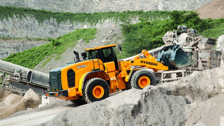 Hyundai Construction Equipment Americas adds HL975 and HL965 to wheel ...
