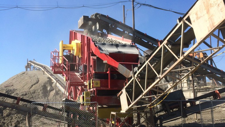 Max Series Vibrating Screen Brings Operators Simplified Maintenance And Increased Uptime