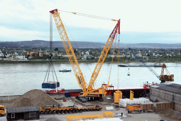 Liebherr Canada LR 1600/2 Crawler Cranes | Heavy Equipment Guide