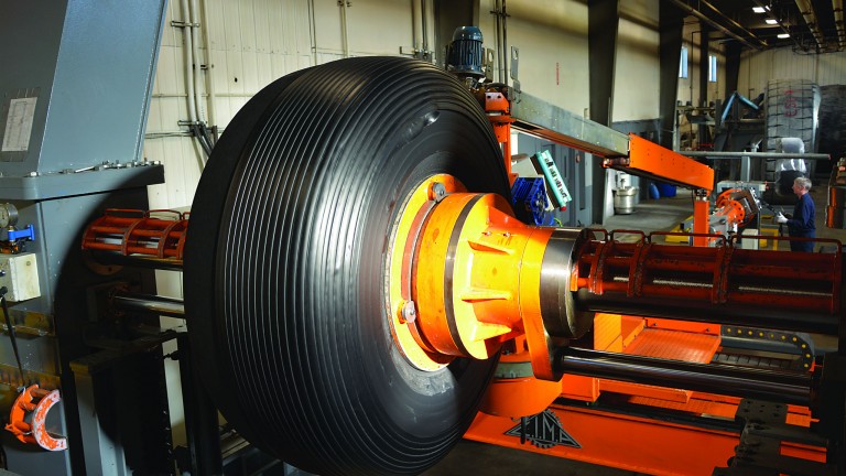 The advantages of retread tires