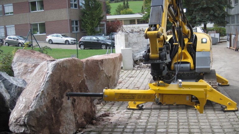 Rock splitter offers safer, quieter alternative to breakers and explosives