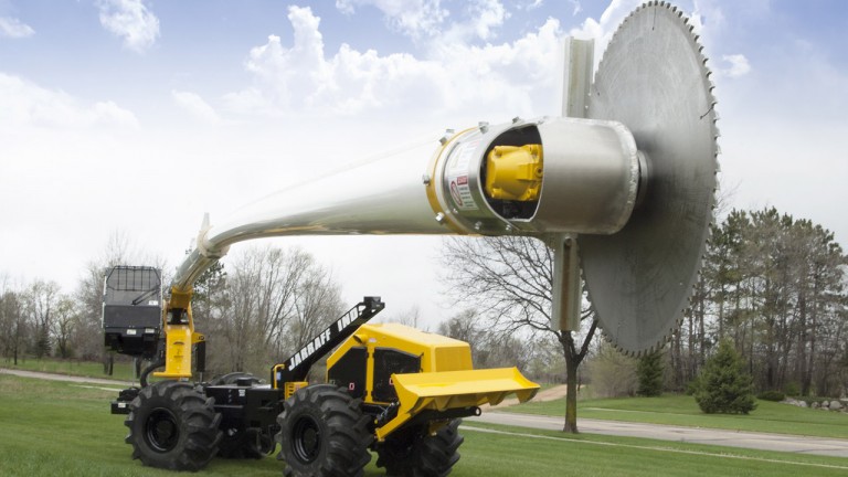 Tree trimmer updated with rotating saw head design