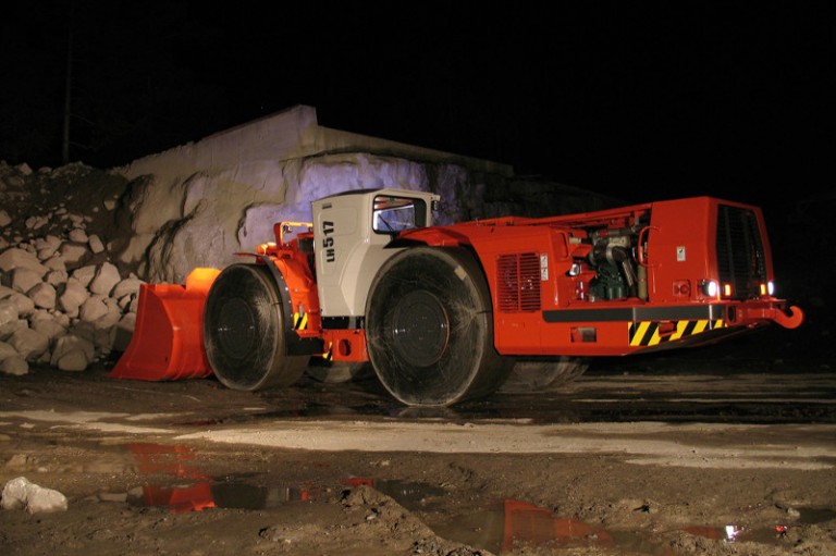Sandvik LH517 Underground Mining Loaders | Heavy Equipment Guide