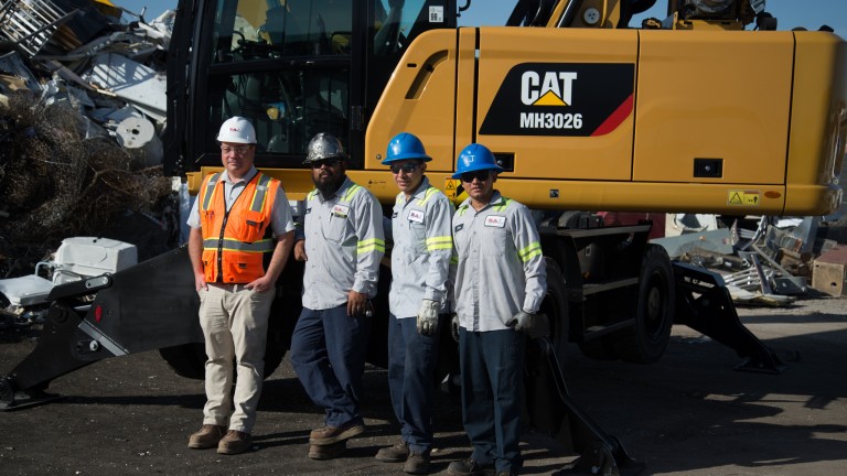 Demo of Cat material handler provides SA Recycling with opportunity to ...