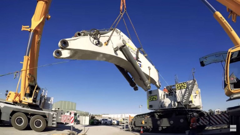 Watch this: Time-lapse transportation and assembly of Liebherr mining ...