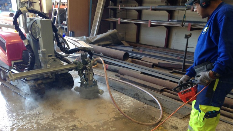 Aquajet Systems Rotolance hydrodemolition attachments roughen concrete ...