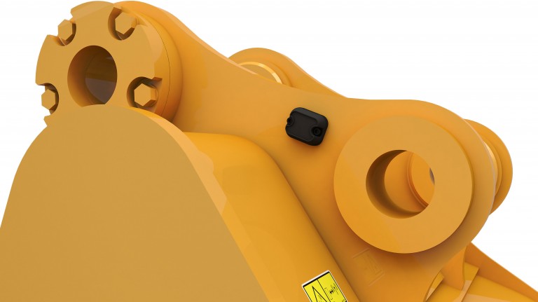 Caterpillar introduces new locator device for machine attachments and ...