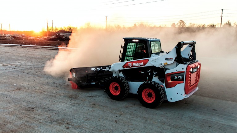 Bobcat cuts the ribbon on new Colorado training facility, unveils range ...