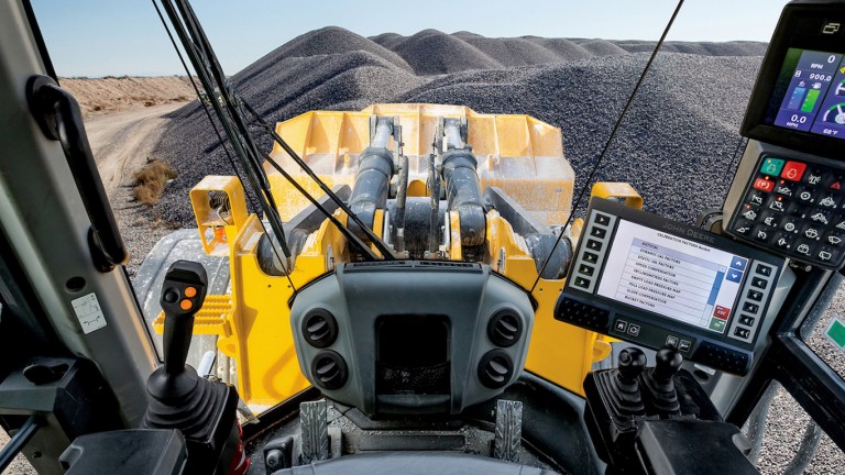 Payload weighing system for Deere wheel loaders streamlines load-out ...