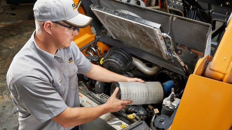 How to perform daily maintenance on your compact track loader