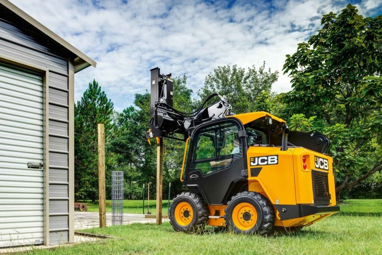 JCB 270 Skid-Steer Loaders | Heavy Equipment Guide