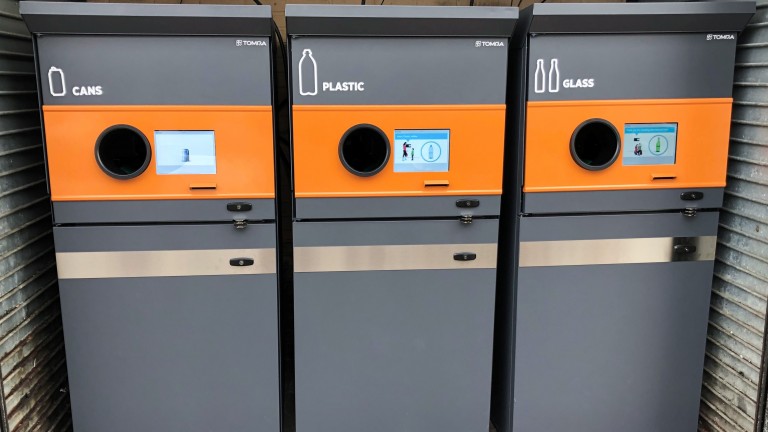 TOMRA S1 reverse vending concept designed for outdoor beverage ...
